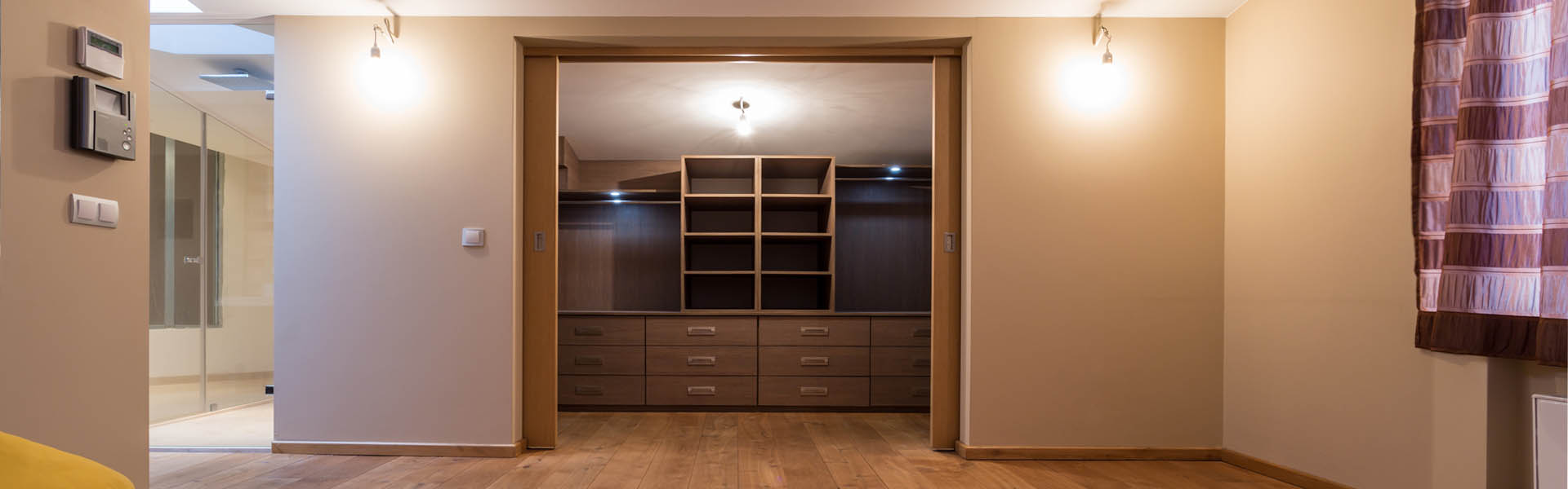 Fitted Sliding Wardrobes - Walk in Wardrobes